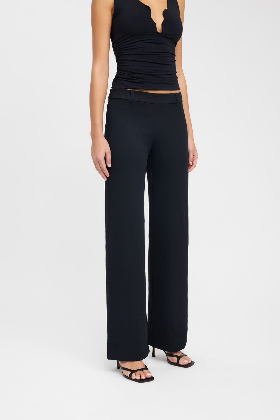 Oyster Core Low Rise Pant – KOOKAÏ Australia