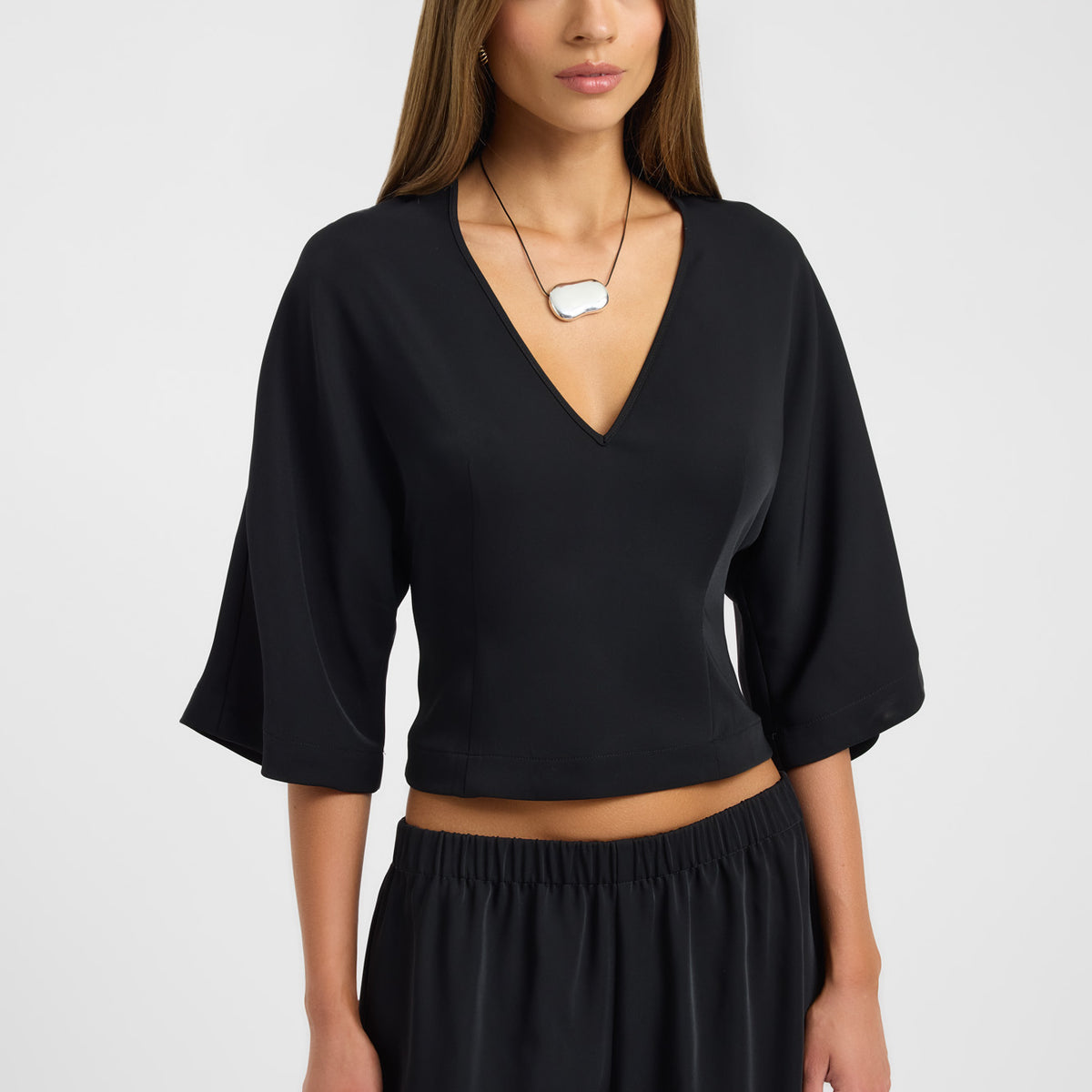 Maria Deep Vee Top – KOOKAÏ Australia