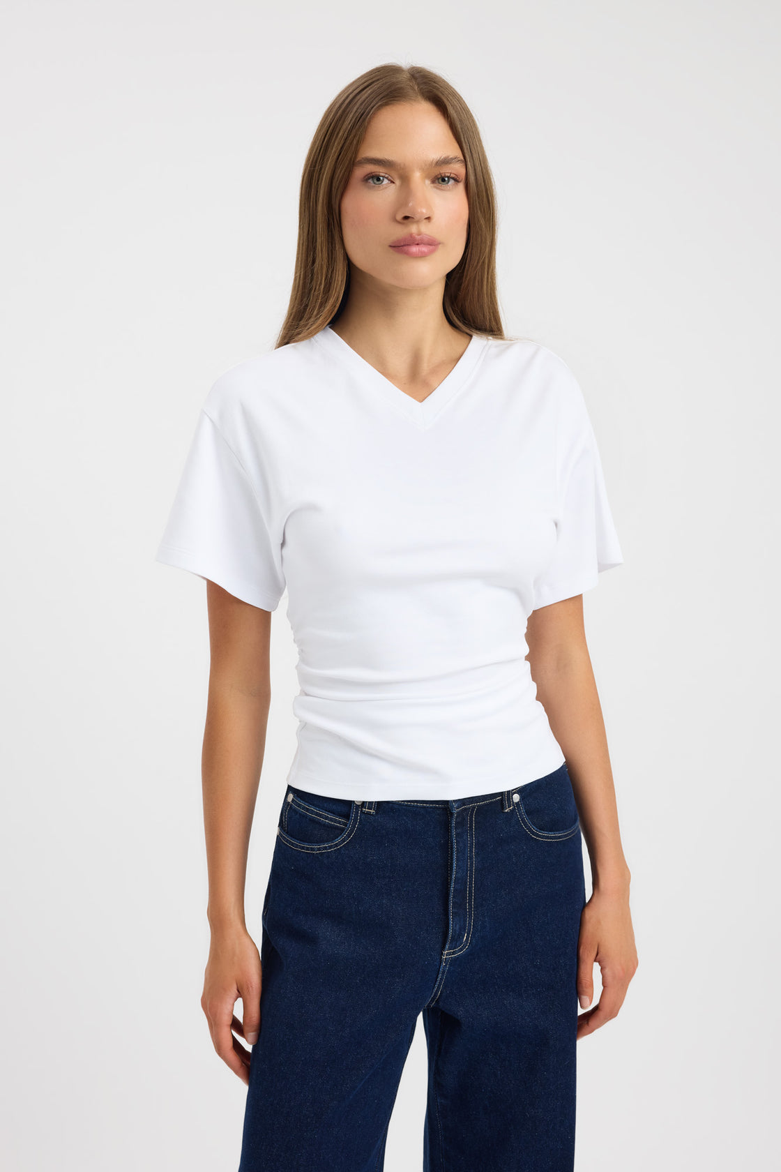 Nova Vee Neck Tee – KOOKAÏ Australia